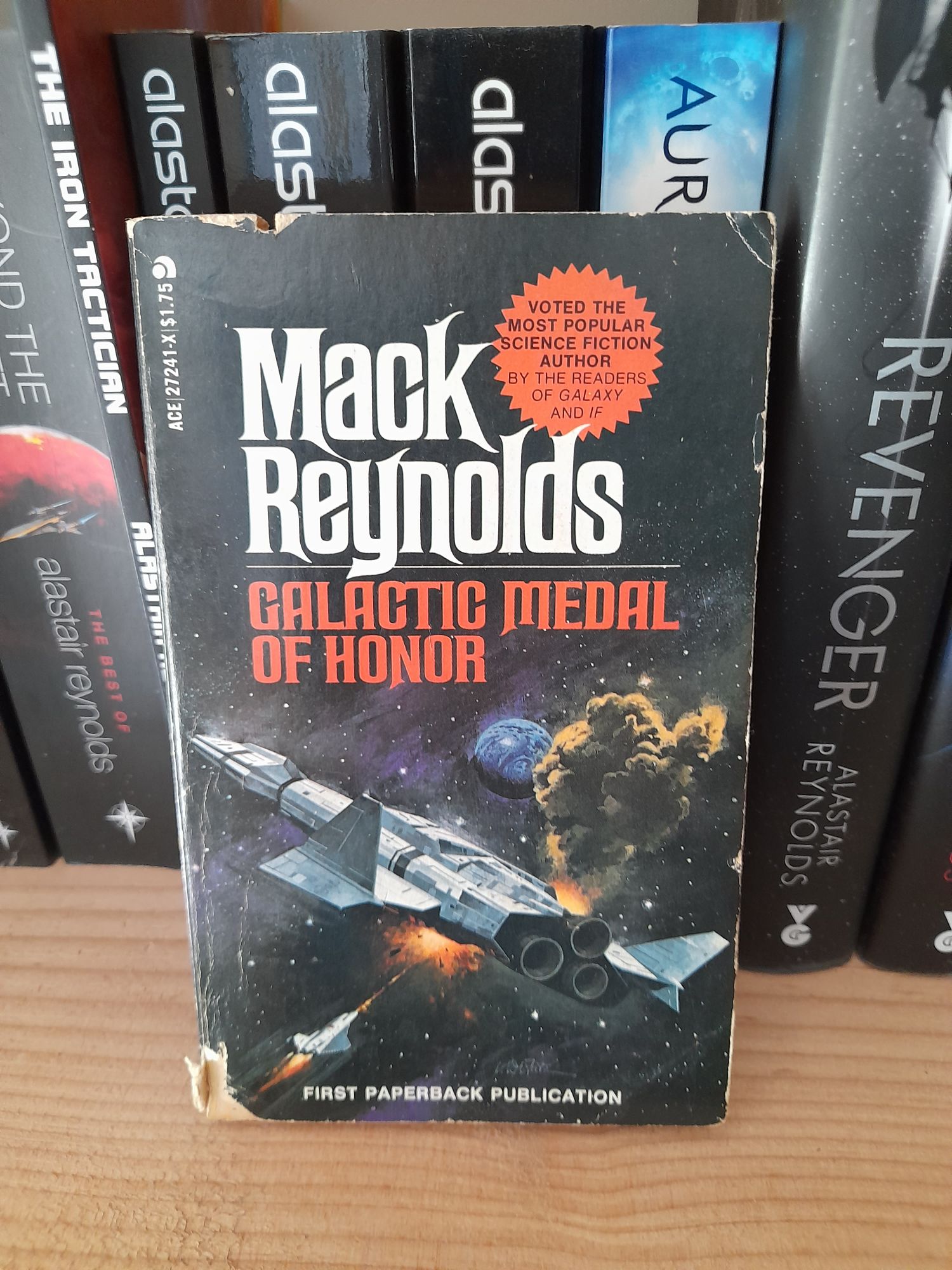 BOOK REVIEW: Galactic Medal of Honor, by Mack Reynolds – At Boundary's Edge