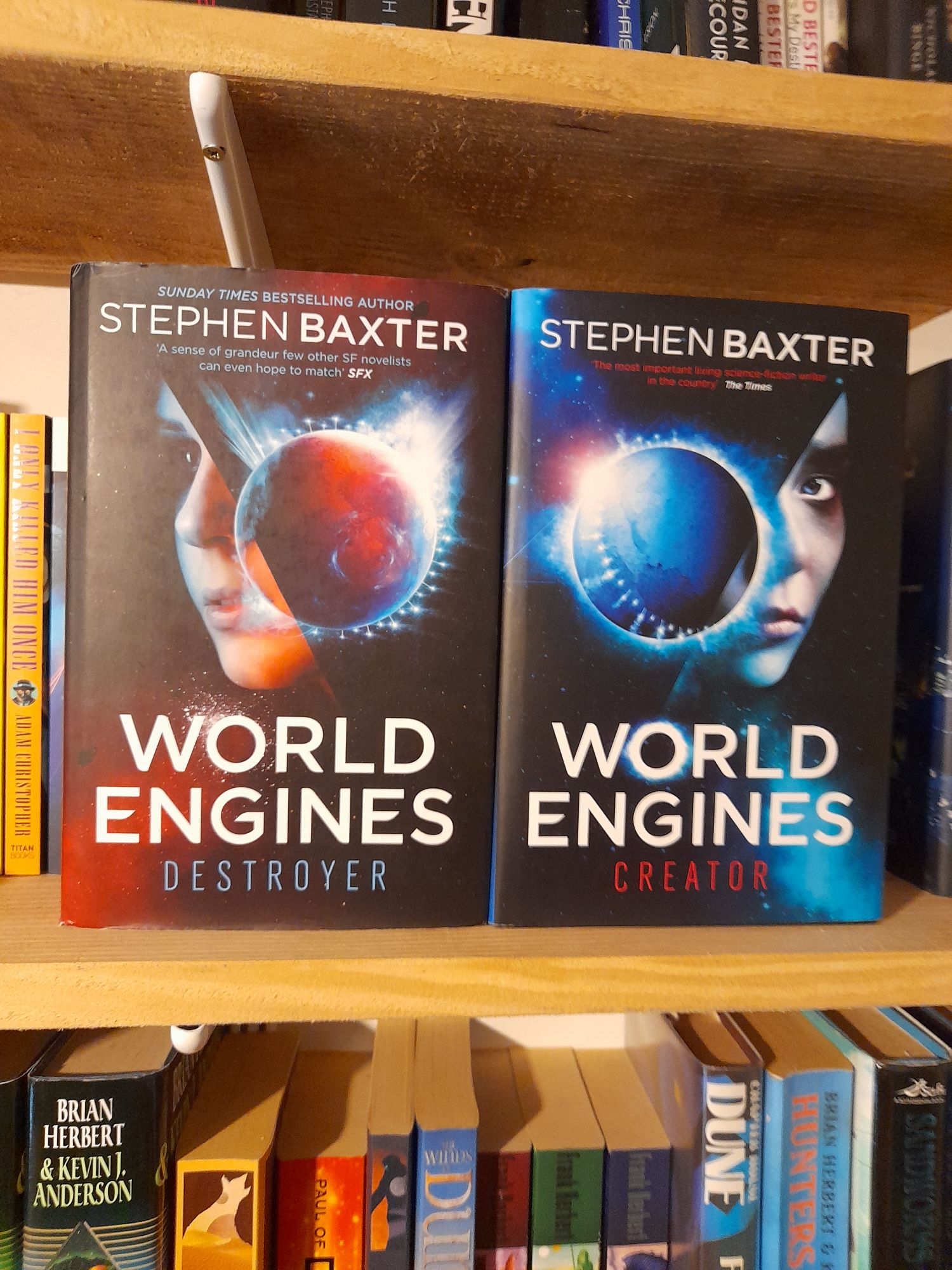BOOK REVIEW: World Engines, by Stephen Baxter – At Boundary's Edge