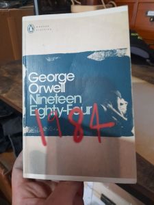 BOOK REVIEW: 1984, by George Orwell – At Boundary's Edge